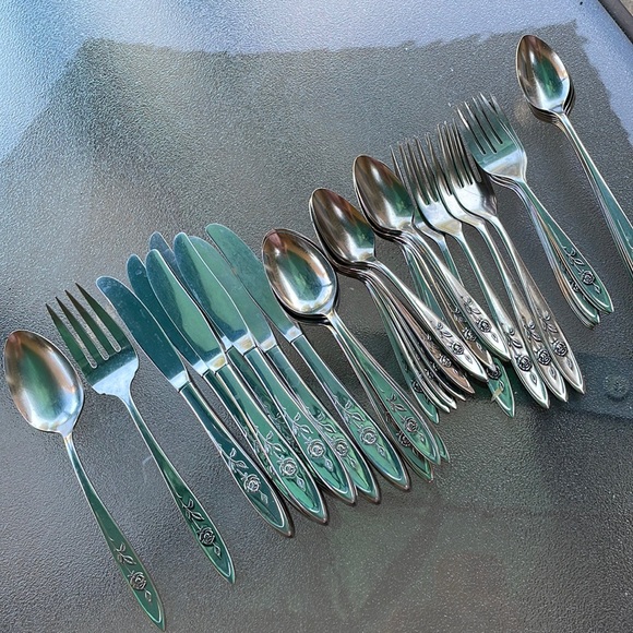 Oneida | Dining | Oneida Flatware Set My Rose Pattern Incomplete | Poshmark
